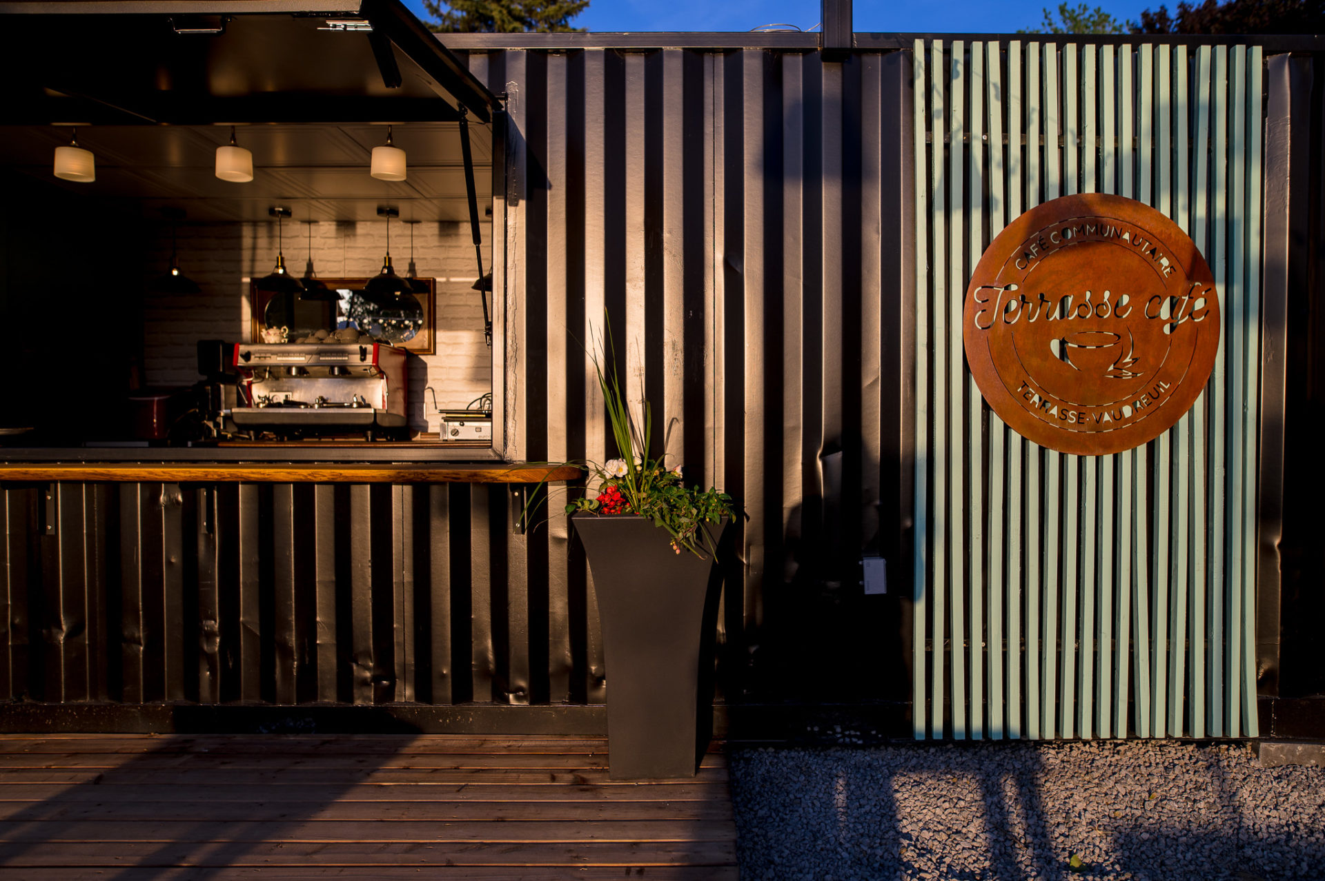 Terrasse Café – Café communautaire – Café communautaire